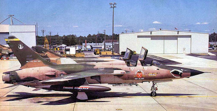 F-105 Thunderchief models 1/72